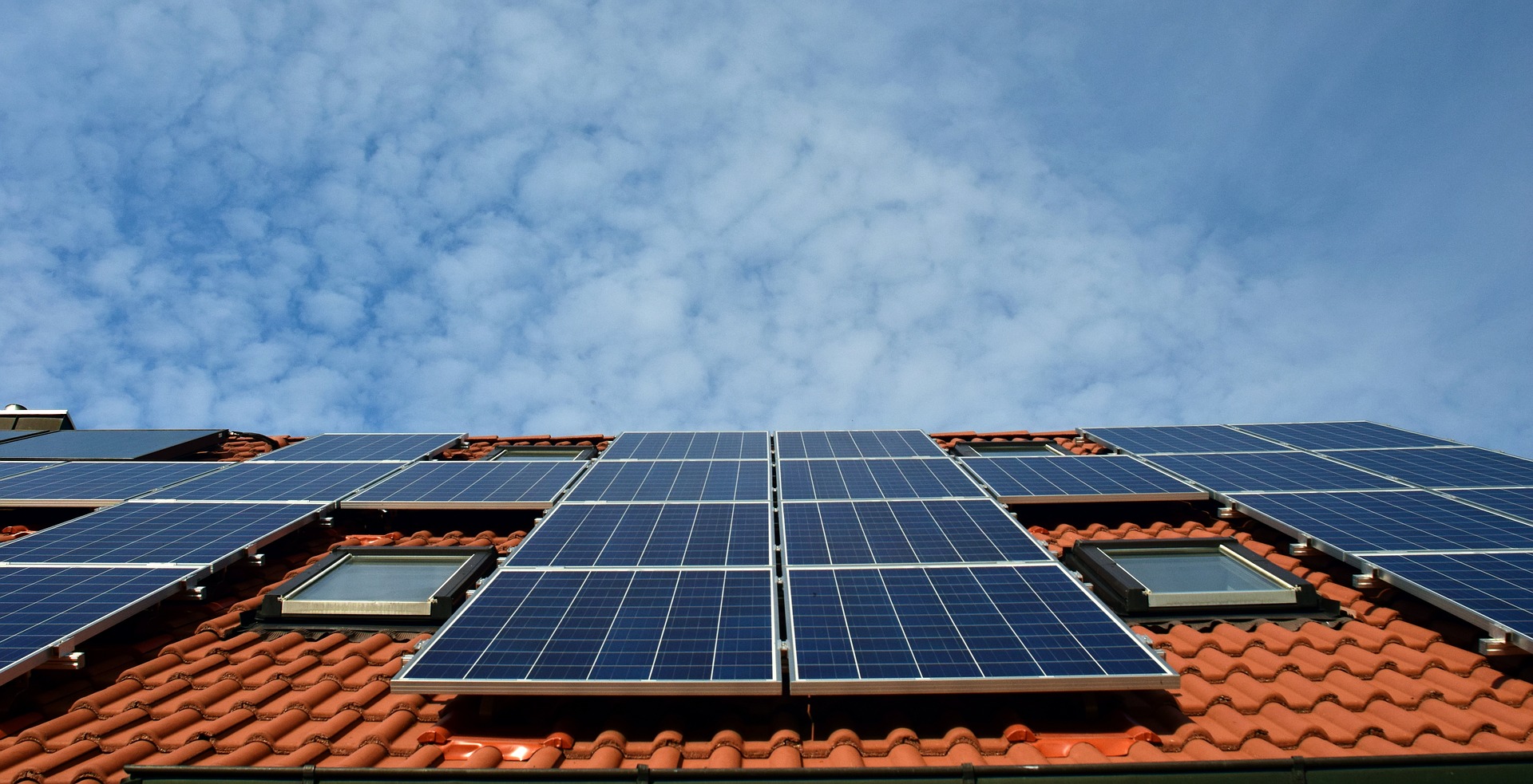 The Benefits of Using Renewable Energy at Home - At Home in the Future